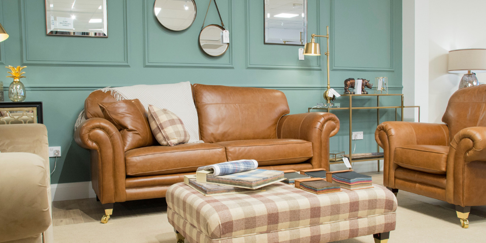 Benefits of Custom Leather Sofas | Finline Furniture
